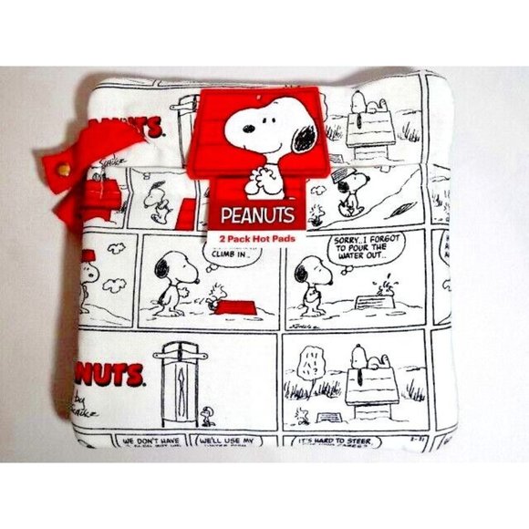 Best Brands | Kitchen | Peanuts Snoopy Woodstock 2piece Pocket Hot Pads ...